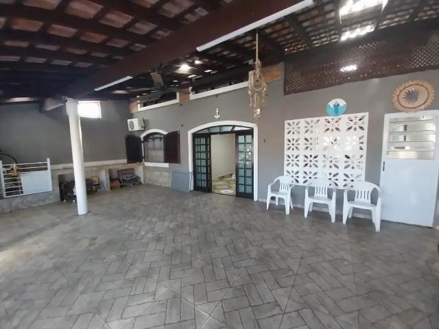 Casa / Sobrado para Venda em Peruíbe/SP Jardim Casablanca 5 Quartos