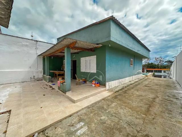 Casa / Sobrado para Venda em Peruíbe/SP Jardim Europa 2 Quartos