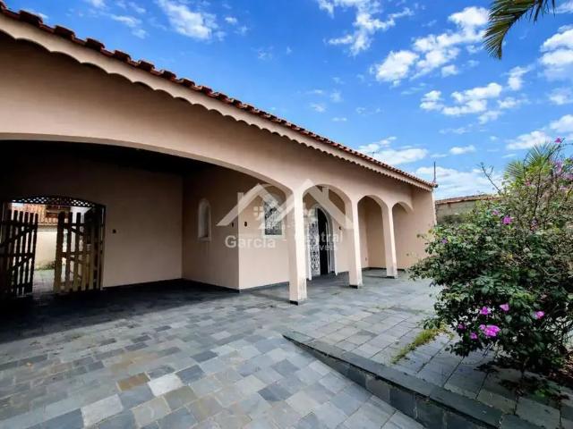 Casa / Sobrado para Venda em Peruíbe/SP Jardim Icaraíba 3 Quartos