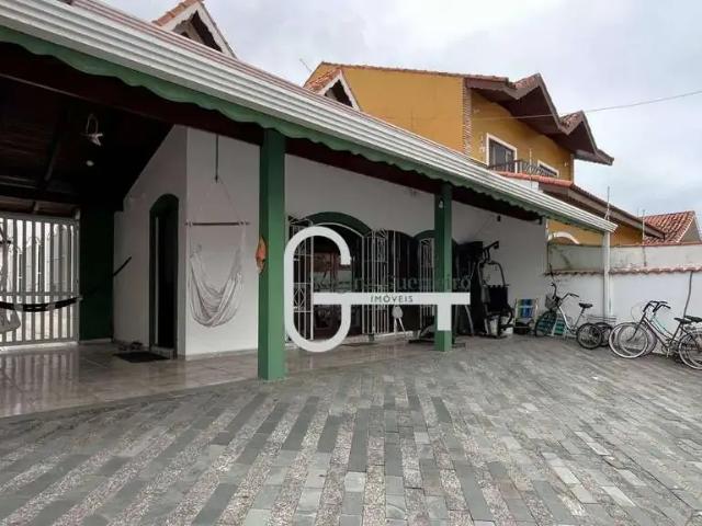 Casa / Sobrado para Venda em Peruíbe/SP Jardim Icaraíba 4 Quartos