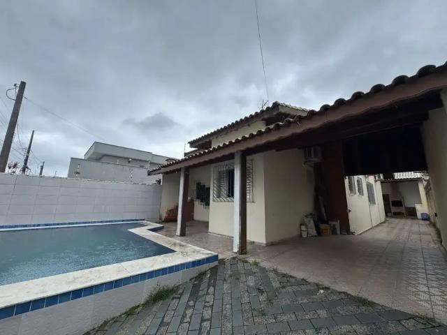 Casa / Sobrado para Venda em Peruíbe/SP Jardim Icaraíba 4 Quartos