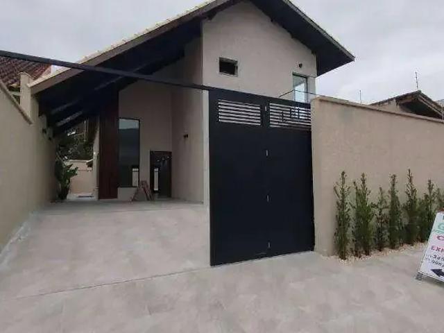 Casa / Sobrado para Venda em Peruíbe/SP Jardim Imperador 4 Quartos