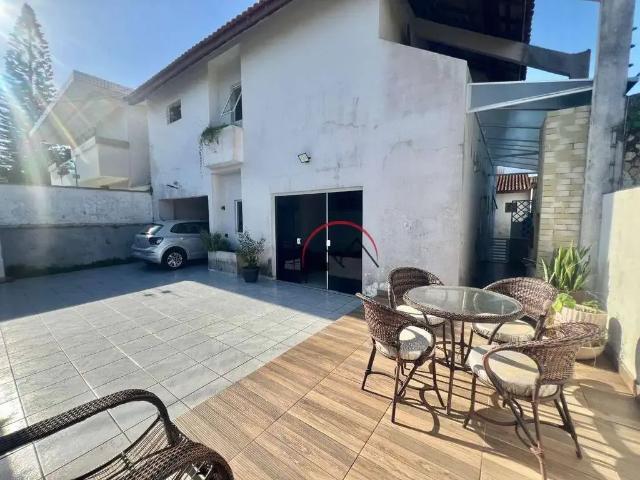 Casa / Sobrado para Venda em Peruíbe/SP Jardim Imperador 6 Quartos