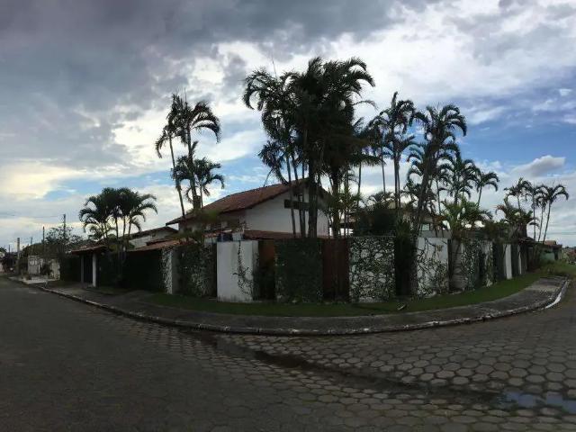 Casa / Sobrado para Venda em Peruíbe/SP Jardim Imperador 3 Quartos