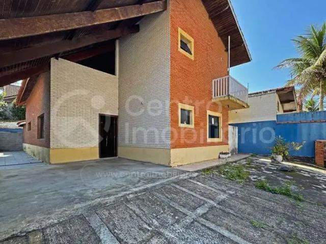 Casa / Sobrado para Venda em Peruíbe/SP Jardim Imperador 3 Quartos
