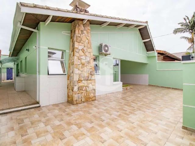Casa / Sobrado para Venda em Peruíbe/SP Jardim Imperador 3 Quartos