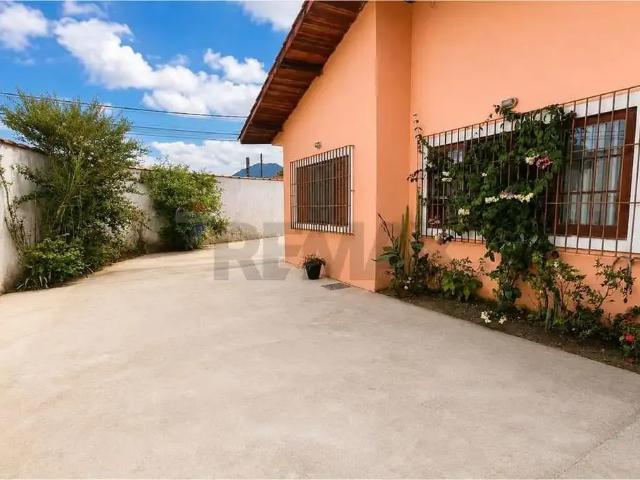 Casa / Sobrado para Venda em Peruíbe/SP Jardim Peruíbe 3 Quartos