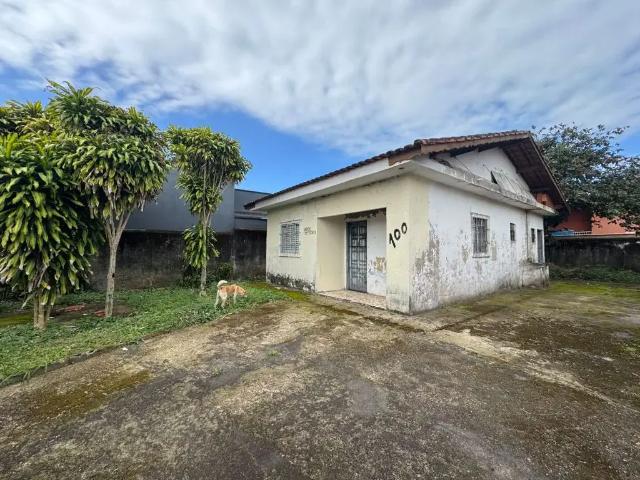 Casa / Sobrado para Venda em Peruíbe/SP Jardim Peruíbe 3 Quartos