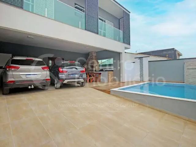 Casa / Sobrado para Venda em Peruíbe/SP Jardim Três Marias 3 Quartos