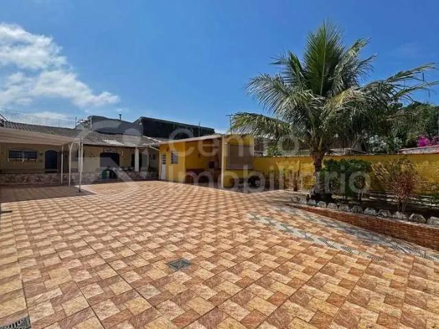 Casa / Sobrado para Venda em Peruíbe/SP Jardim Veneza 2 Quartos