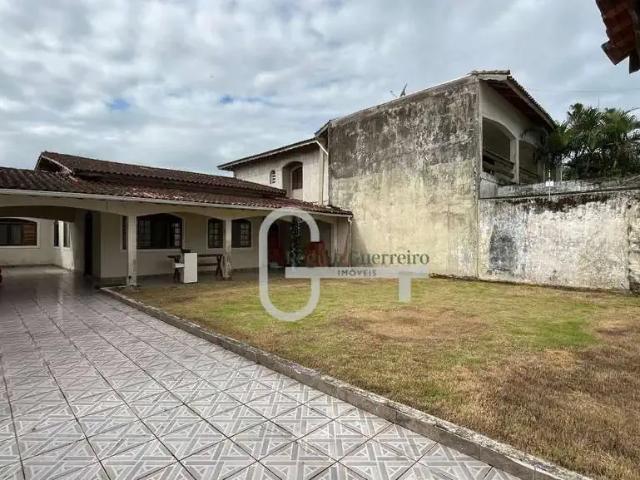 Casa / Sobrado para Venda em Peruíbe/SP Jardim Veneza 3 Quartos
