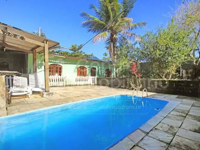 Casa / Sobrado para Venda em Peruíbe/SP Jardim Veneza 3 Quartos