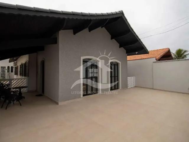 Casa / Sobrado para Venda em Peruíbe/SP Parque Balneário Oásis 5 Quartos