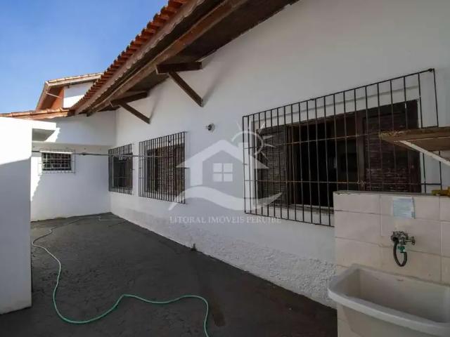 Casa / Sobrado para Venda em Peruíbe/SP Parque Balneário Oásis 6 Quartos