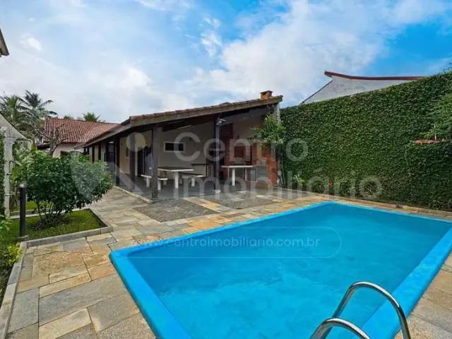 Casa / Sobrado para Venda em Peruíbe/SP Parque Balneário Oásis 6 Quartos