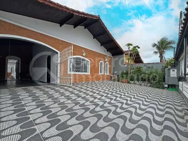 Casa / Sobrado para Venda em Peruíbe/SP Parque Balneário Oásis 2 Quartos