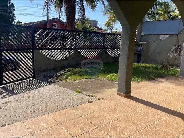 Casa / Sobrado para Venda em Peruíbe/SP Parque Balneário Oásis 3 Quartos