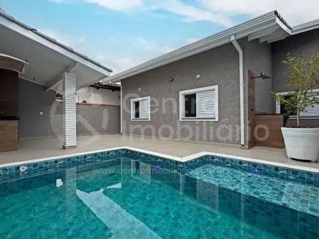 Casa / Sobrado para Venda em Peruíbe/SP Parque Balneário Oásis 3 Quartos
