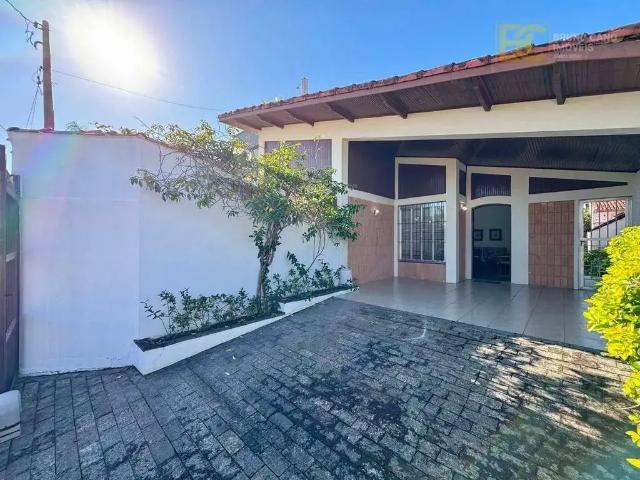 Casa / Sobrado para Venda em Peruíbe/SP Parque Balneário Oásis 3 Quartos