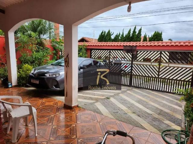 Casa / Sobrado para Venda em Peruíbe/SP Parque Balneário Oásis 3 Quartos