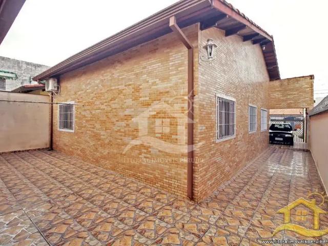 Casa / Sobrado para Venda em Peruíbe/SP Parque Balneário Oásis 3 Quartos