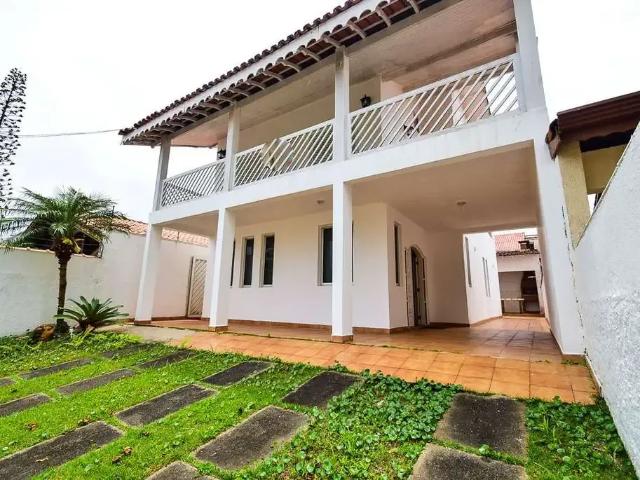 Casa / Sobrado para Venda em Peruíbe/SP Parque Balneário Oásis 3 Quartos