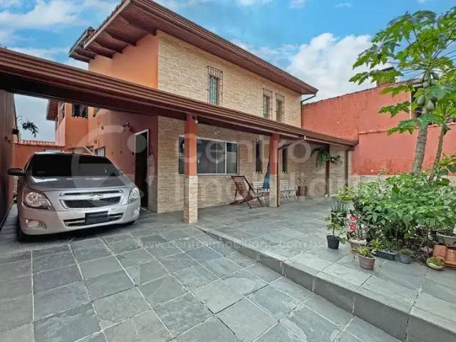 Casa / Sobrado para Venda em Peruíbe/SP Parque Balneário Oásis 3 Quartos