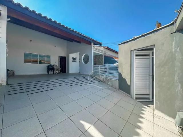 Casa / Sobrado para Venda em Peruíbe/SP Parque Balneário Oásis 3 Quartos