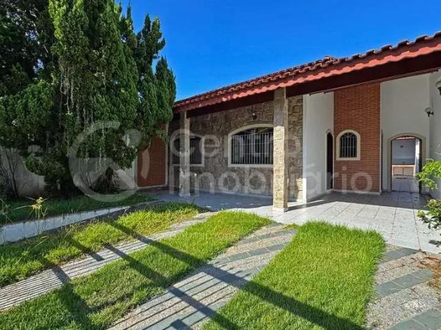 Casa / Sobrado para Venda em Peruíbe/SP Parque Balneário Oásis 3 Quartos