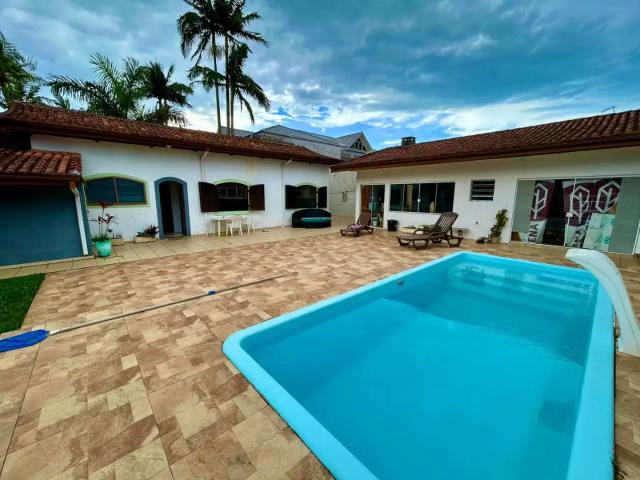 Casa / Sobrado para Venda em Peruíbe/SP Parque Balneário Oásis 3 Quartos