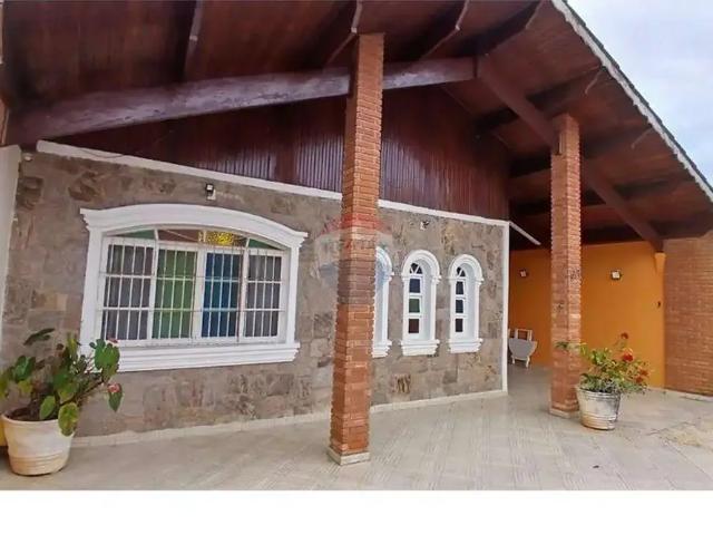 Casa / Sobrado para Venda em Peruíbe/SP Parque Balneário Oásis 3 Quartos