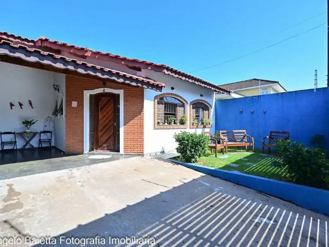 Casa / Sobrado para Venda em Peruíbe/SP Parque Balneário Oásis 3 Quartos