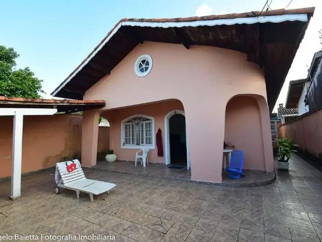 Casa / Sobrado para Venda em Peruíbe/SP Parque Balneário Oásis 3 Quartos