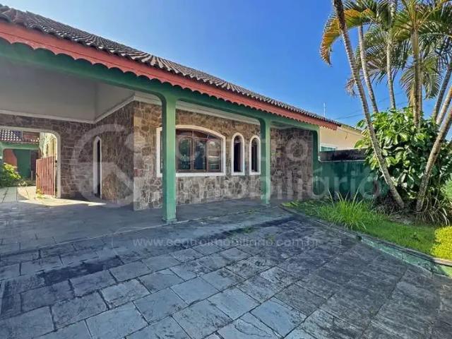 Casa / Sobrado para Venda em Peruíbe/SP Parque Balneário Oásis 3 Quartos