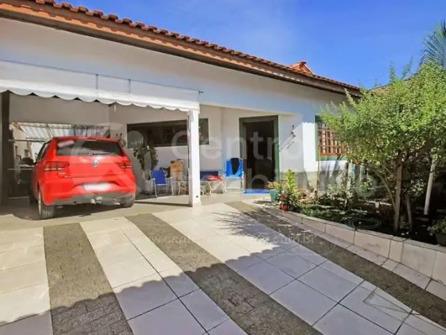 Casa / Sobrado para Venda em Peruíbe/SP Parque Balneário Oásis 3 Quartos