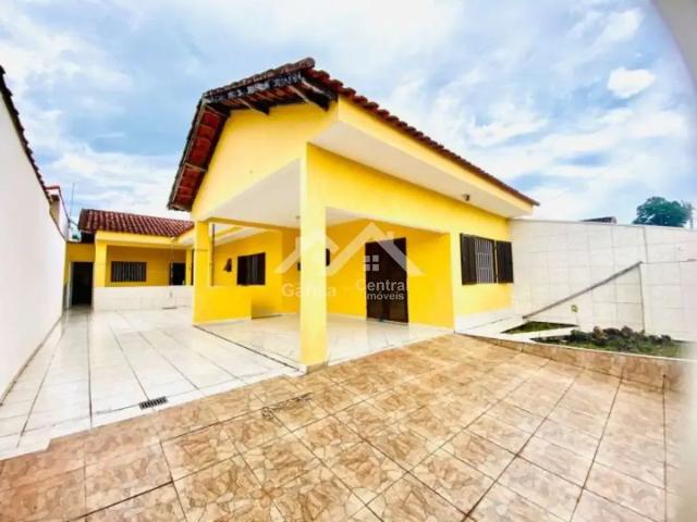 Casa / Sobrado para Venda em Peruíbe/SP Parque Balneário Oásis 3 Quartos