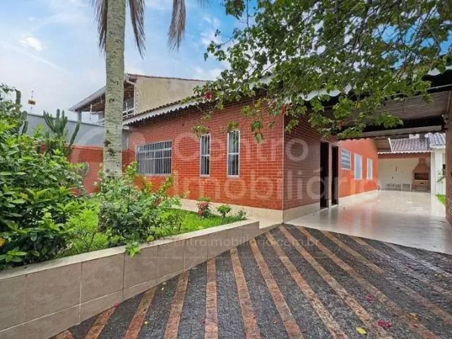 Casa / Sobrado para Venda em Peruíbe/SP Parque Balneário Oásis 3 Quartos