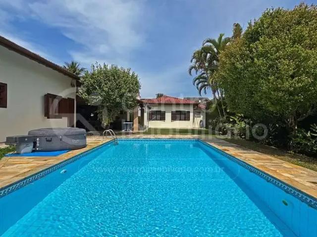 Casa / Sobrado para Venda em Peruíbe/SP Parque Balneário Oásis 3 Quartos