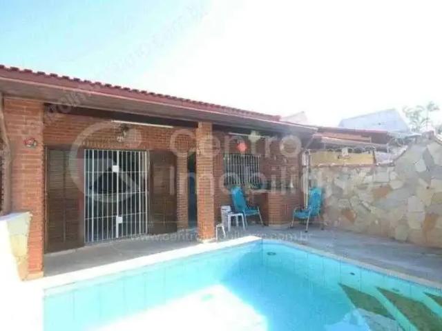 Casa / Sobrado para Venda em Peruíbe/SP Parque Balneário Oásis 3 Quartos