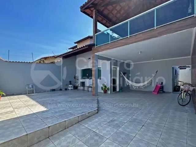 Casa / Sobrado para Venda em Peruíbe/SP Parque Balneário Oásis 3 Quartos