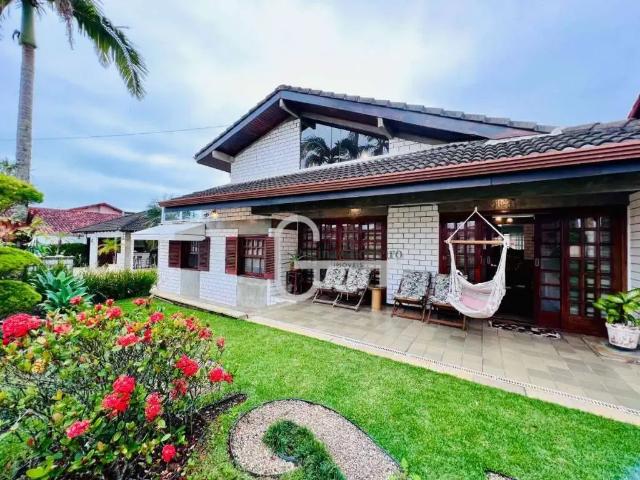 Casa / Sobrado para Venda em Peruíbe/SP Parque Turístico 4 Quartos