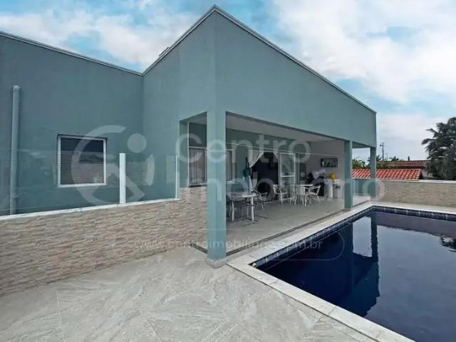 Casa / Sobrado para Venda em Peruíbe/SP Parque Turístico 4 Quartos