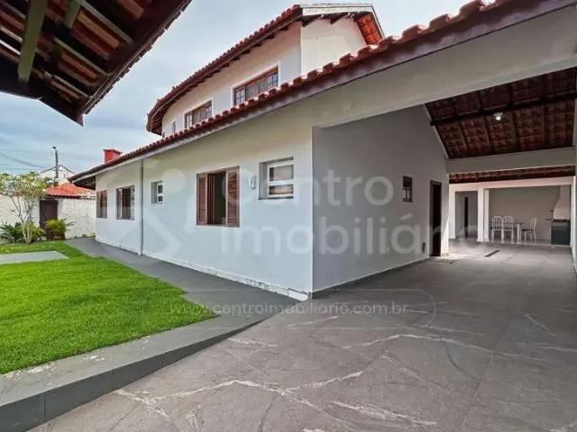 Casa / Sobrado para Venda em Peruíbe/SP Parque Turístico 5 Quartos