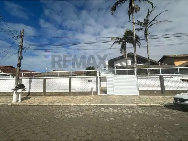 Casa / Sobrado para Venda em Peruíbe/SP Parque Turístico 5 Quartos