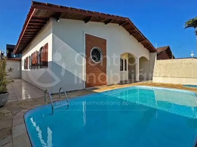 Casa / Sobrado para Venda em Peruíbe/SP Parque Turístico 3 Quartos