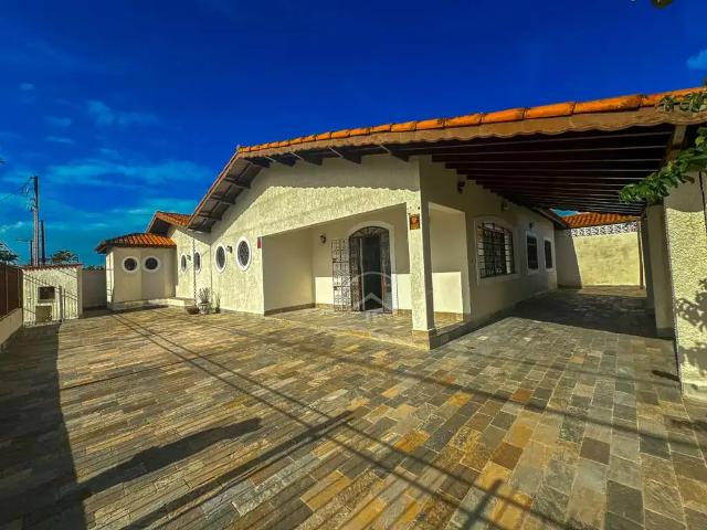 Casa / Sobrado para Venda em Peruíbe/SP Parque Turístico 3 Quartos