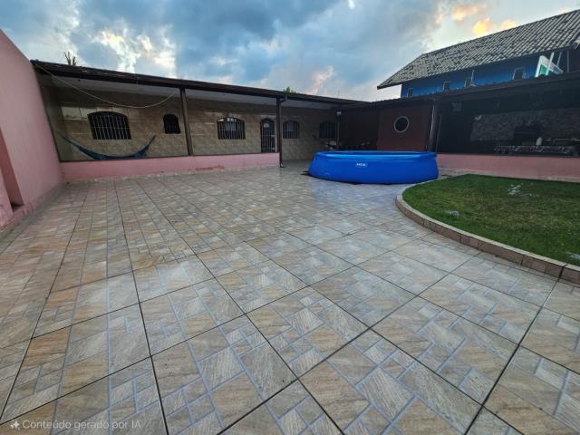 Casa / Sobrado para Venda em Peruíbe/SP Parque Turístico 3 Quartos