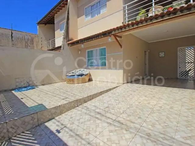 Casa / Sobrado para Venda em Peruíbe/SP Parque Turístico 3 Quartos