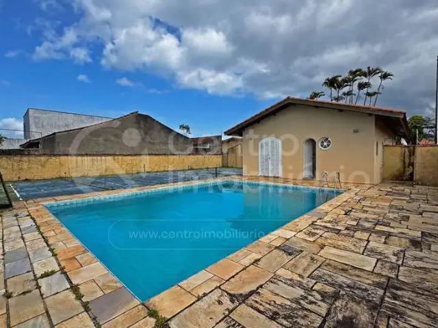 Casa / Sobrado para Venda em Peruíbe/SP Parque Turístico 3 Quartos