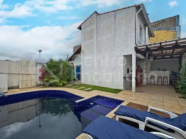 Casa / Sobrado para Venda em Peruíbe/SP Parque Turístico 3 Quartos